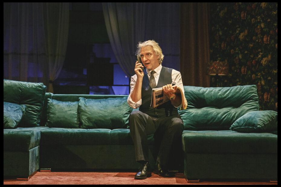 Bronislav Kotiš: Dva úplně nazí muži jsou víc než jen komedie - PragMoon