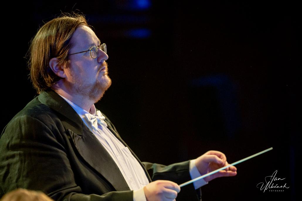 Smyčce Pražského filmového orchestru v Rokoku - PragMoon