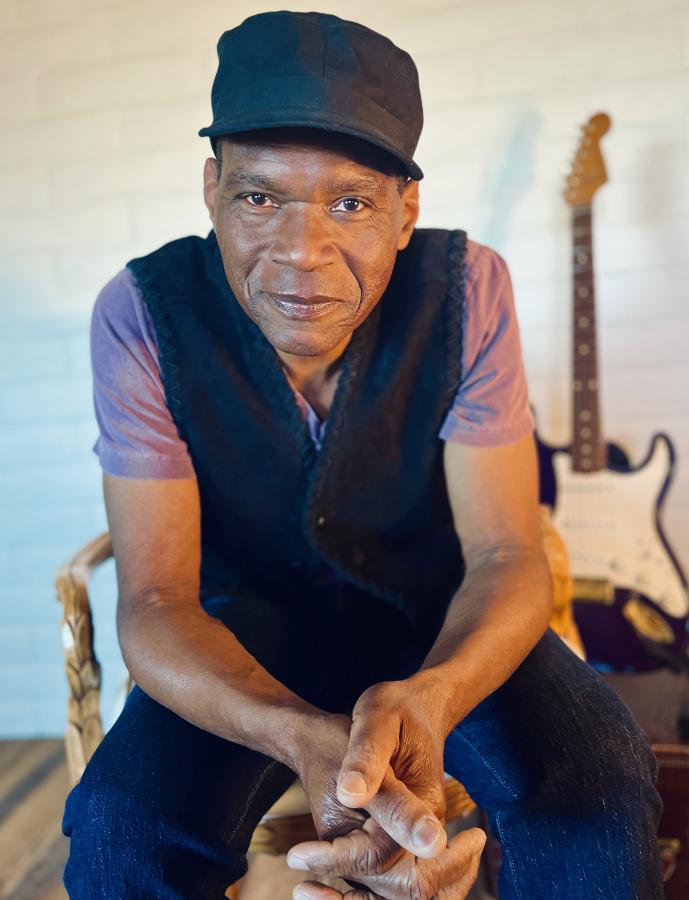 Robert Cray představí v Praze na konci května nové album - PragMoon
